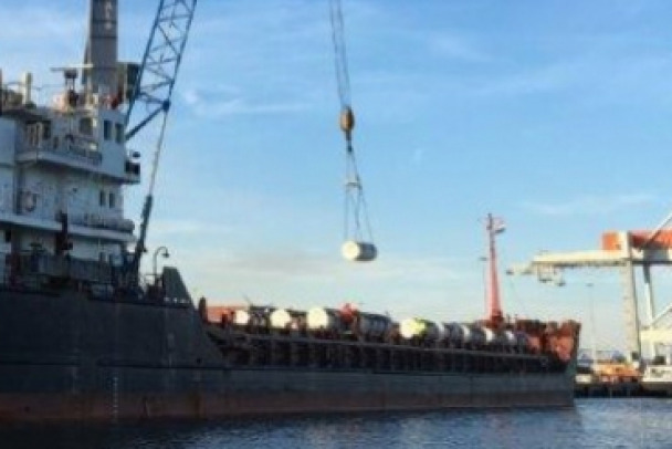 Сухогруз Conmar Elbe проворно оставил "урановые хвосты" в Усть-Луге и ушел в Петербург -- 9 ...